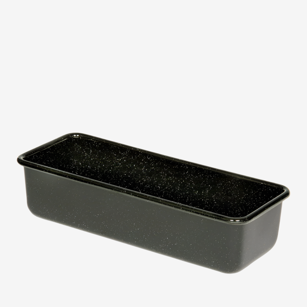 Bake with Style Using Riess Enamelware Bread Pan - Simple Beautiful Things